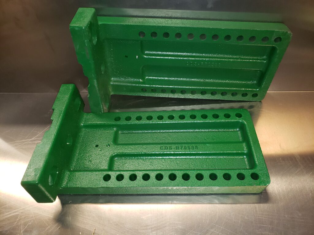 NEW GENERATION FENDER BRACKET PAIR | R26991 R48397 R67410 R70588 ...