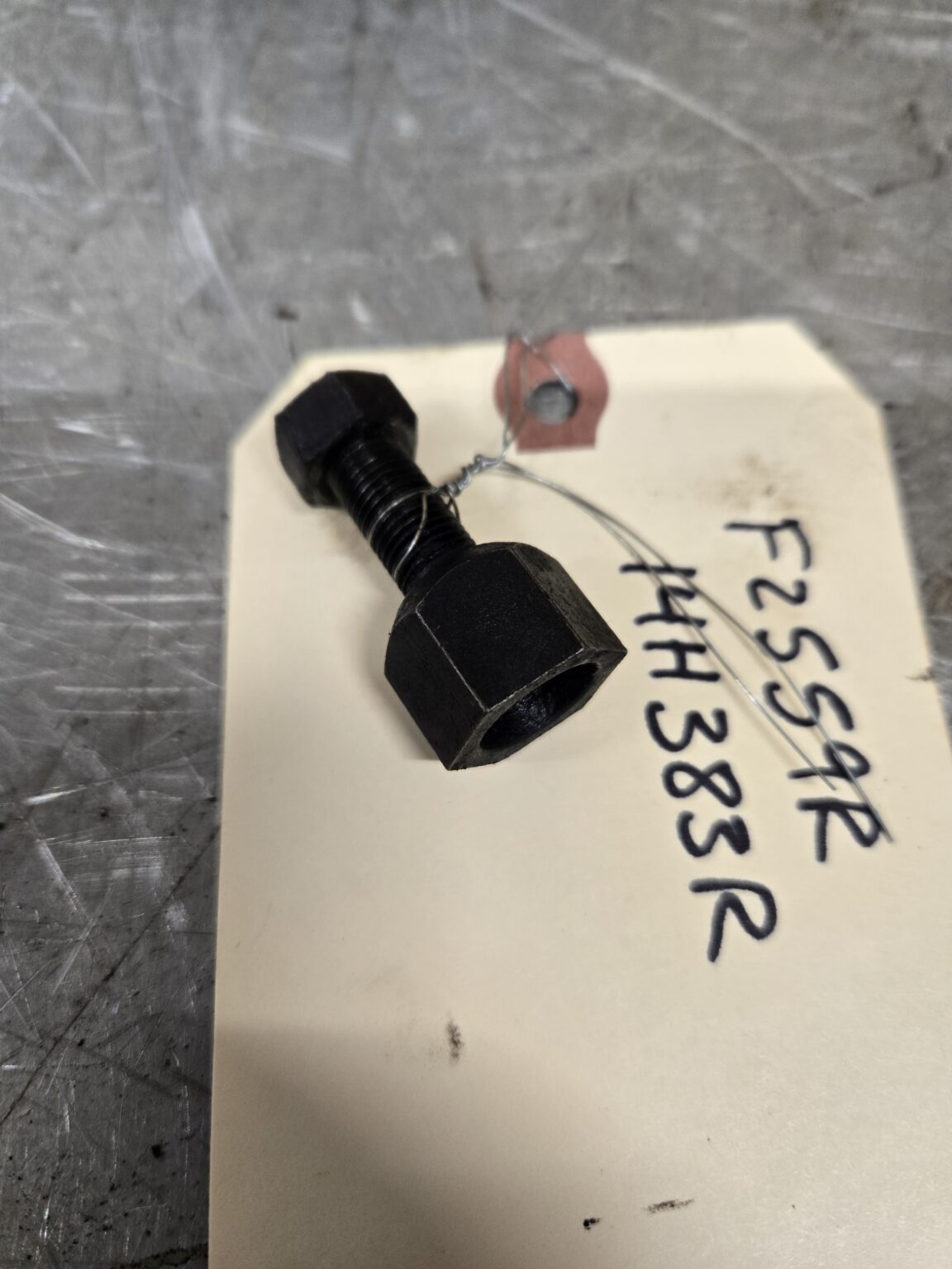 F2559R ROCKER ARM SCREW | F2559R - Shumaker Tractor