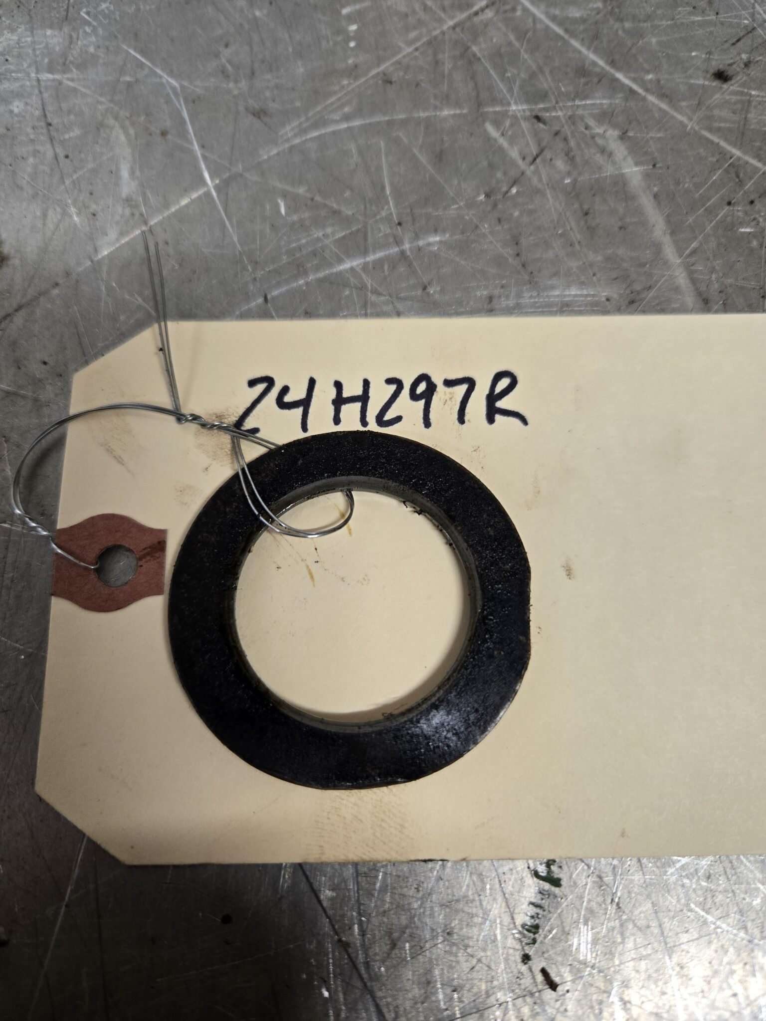 G TAPPET SHAFT WASHER 24H297R | 24H297R - Shumaker Tractor